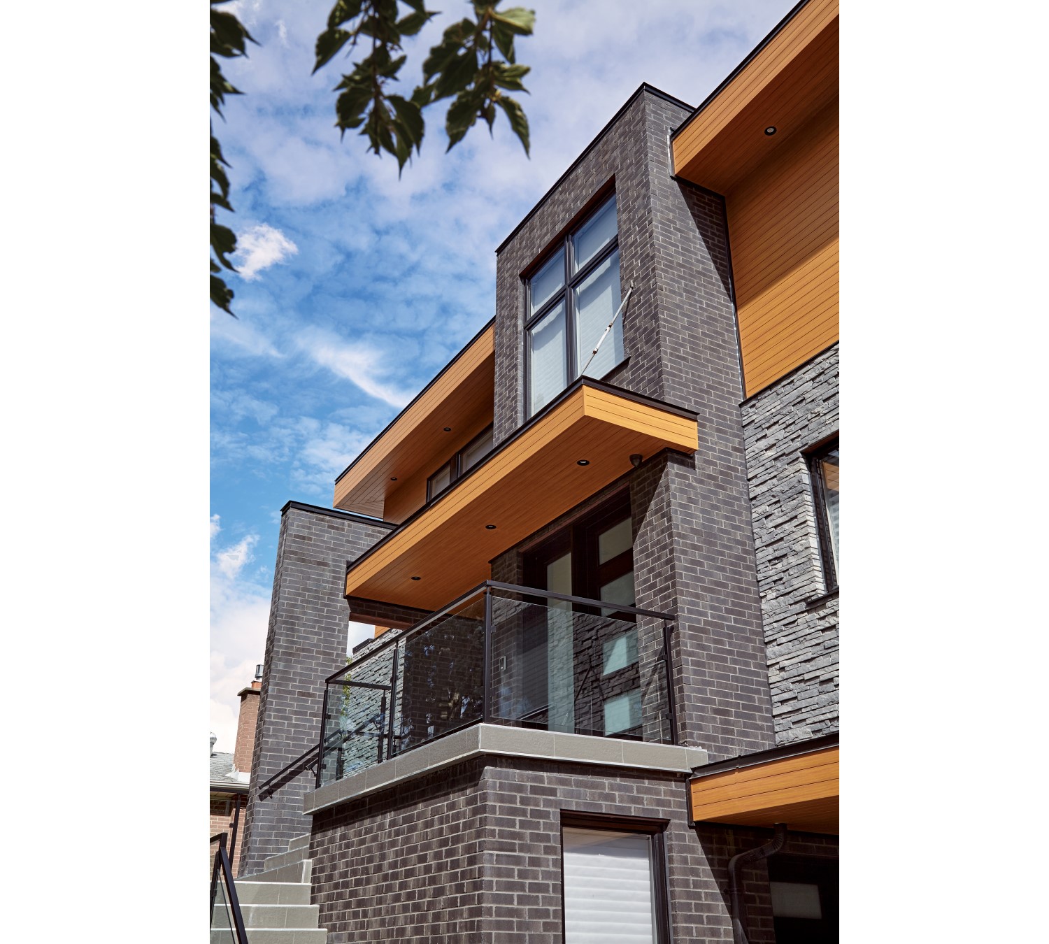 Brique de béton Melville Slik de Permacon - Couleur Noir Rockland - Format 3.9 - Groupe Giroux ...